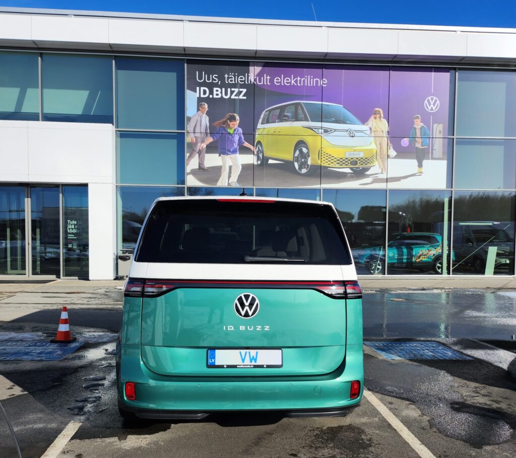 ID.Buzz - imekaunis muinasjutt neile, kes (veel) usuvad jõuluvana