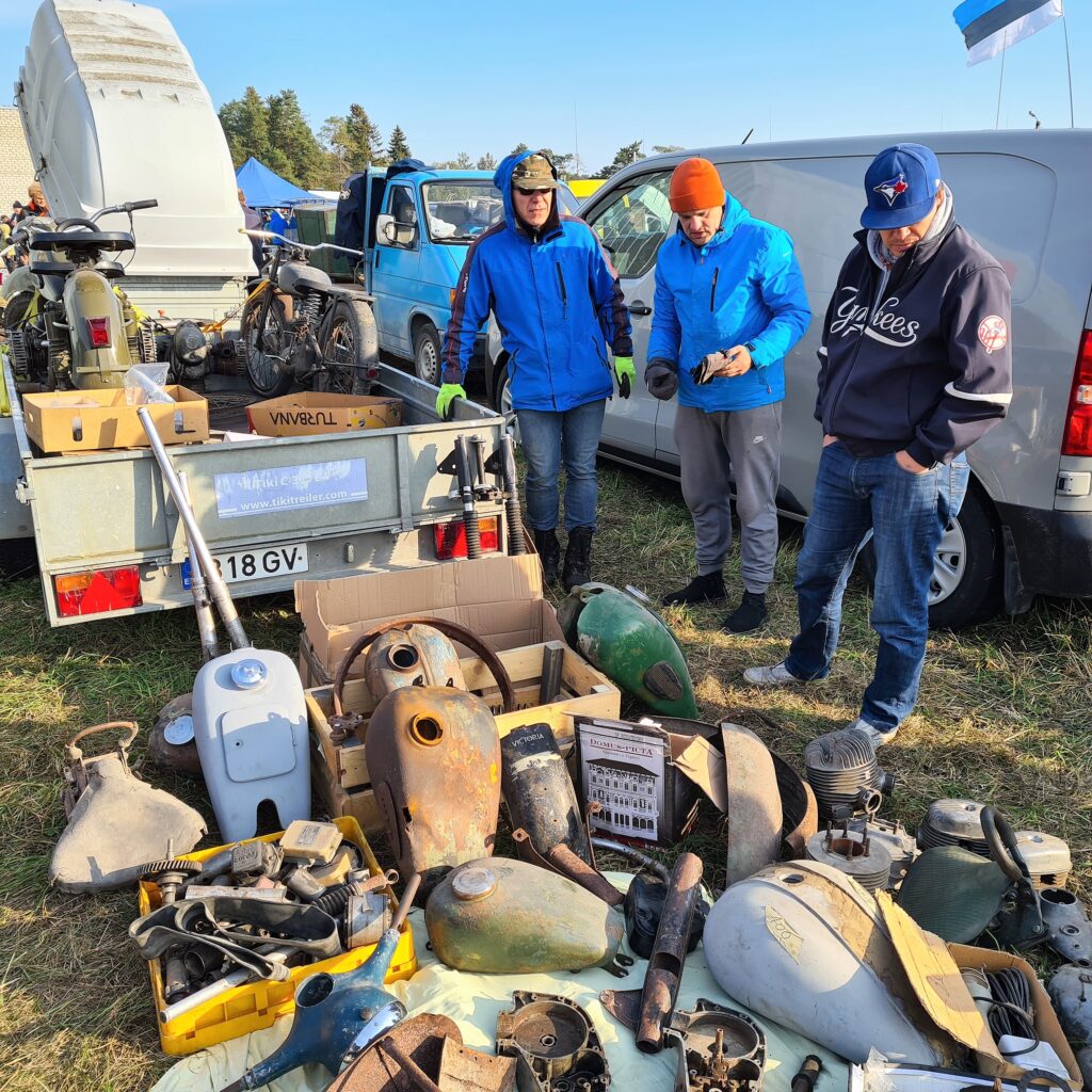 Tagadil toimub sel pühapäeval taas Baltikumi suurim vanatehnikalaat